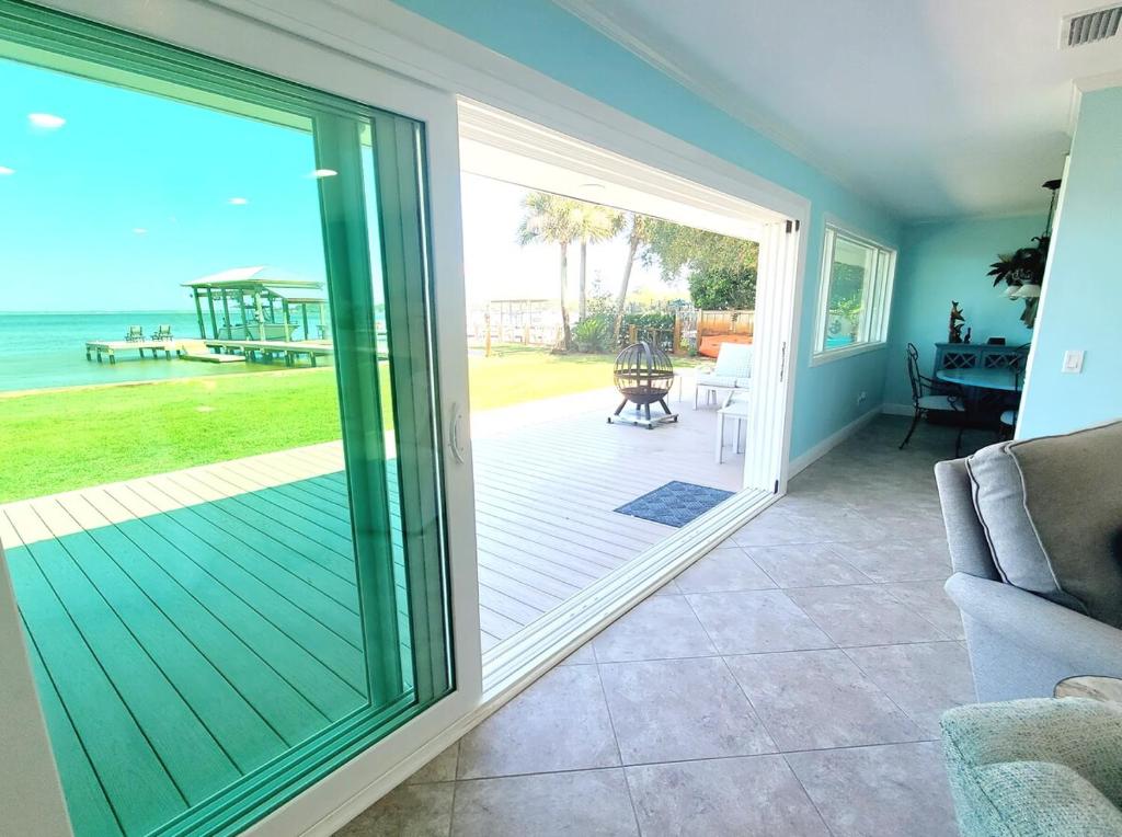 Hidden Gem, New Patio, Private Dock, Destin (updated prices 2025)