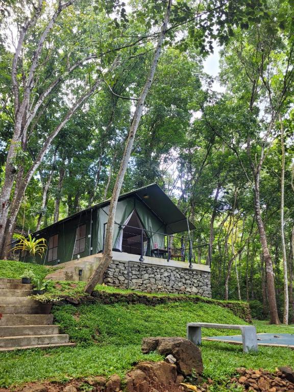 Trickling Stream Campsite, Alawala (updated prices 2025)