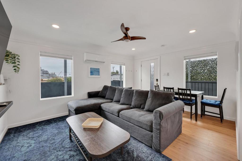 Harborside Suite 10 with Hot Tub and King Bed, San Diego (preços ...