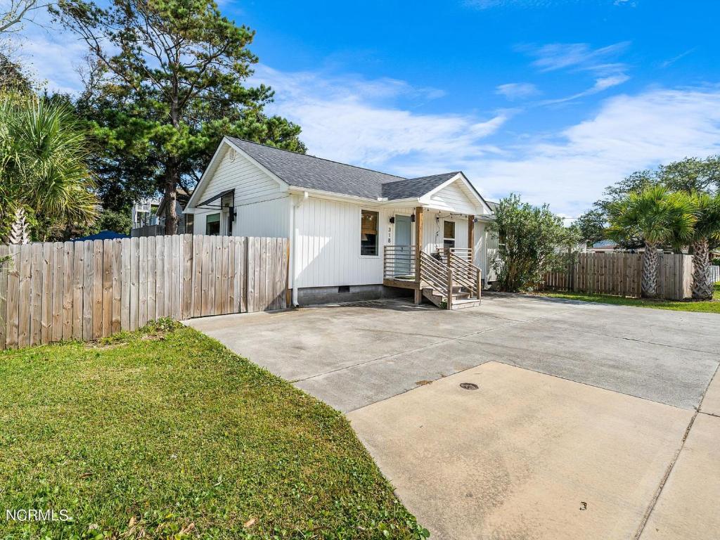 Twin Tides Beach House Carolina Beach - Unit 2, Carolina Beach (updated ...