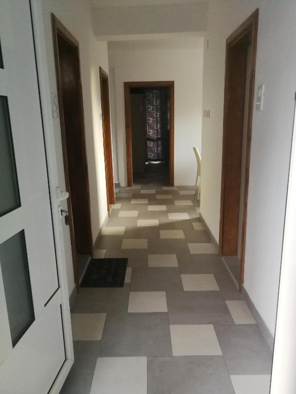 Stan Daria, Sutomore (precios actualizados 2026)