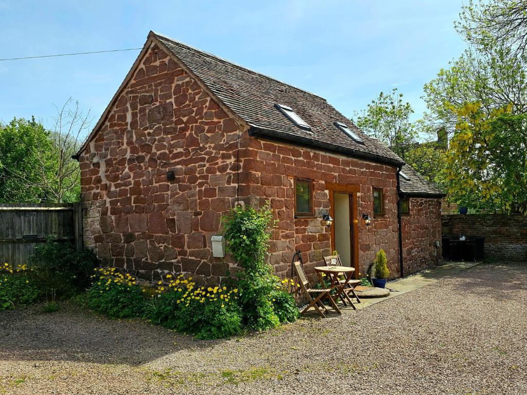 Stone Cottage. Full of character barn conversion Pass the Keys, Highley ...