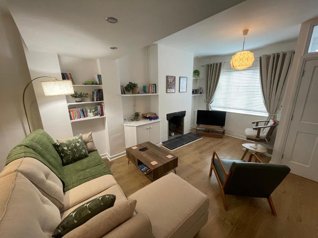 Stylish Home in Harborne, Birmingham, Birmingham (updated prices 2025)
