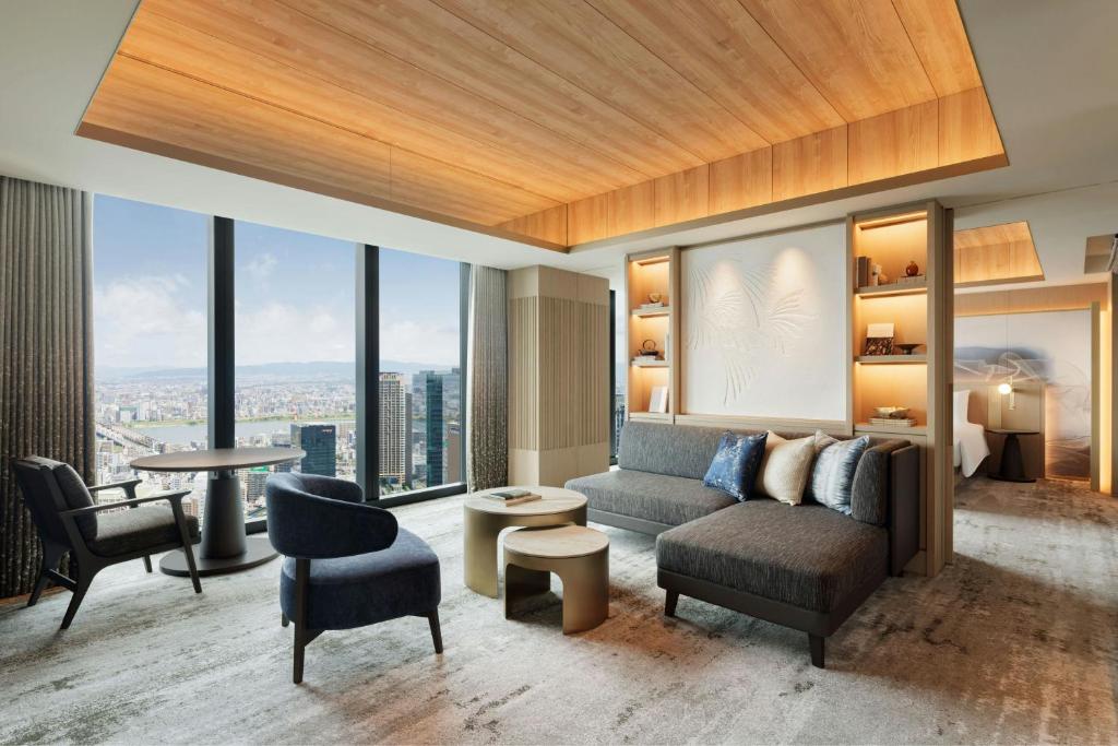 THE OSAKA STATION HOTEL, Autograph Collection（大阪市）：（最新料金：2025年）