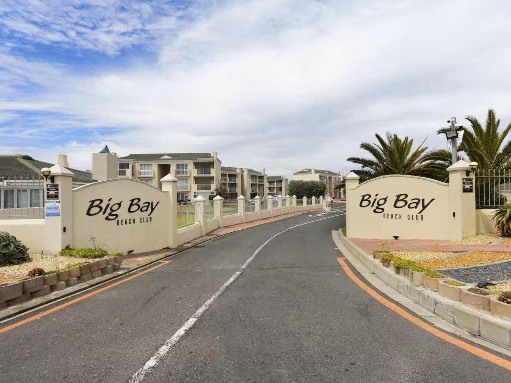 Big Bay Beach Club 22 Bloubergstrand, Bloubergstrand (preços ...