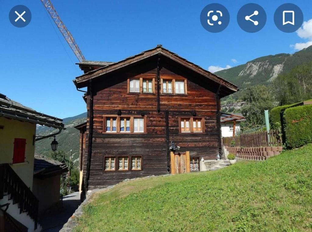 Cozy chalet apartment in traditional Walser house, Stalden (updated ...