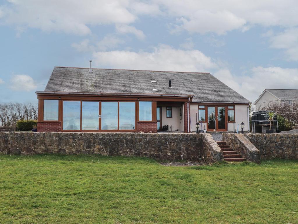 Gwel Y Wawr, Pentraeth (updated prices 2026)