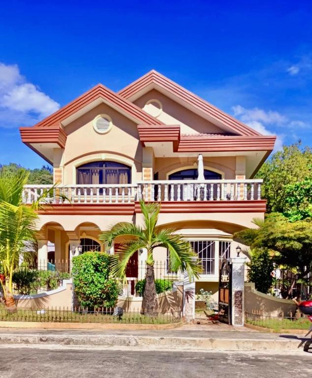 Entire House at Club Morocco Beach Club Subic, Subic (updated prices 2025)