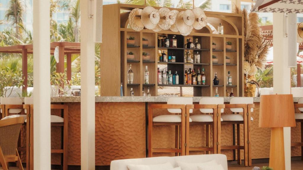 Jumeirah Marsa Al Arab Dubai, Dubai (updated prices 2025)
