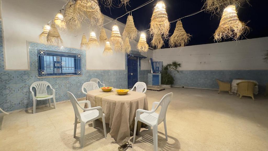 DAR NOKY Belle maison traditionnelle près du souk, Houmt El Souk (precios actualizados 2025)