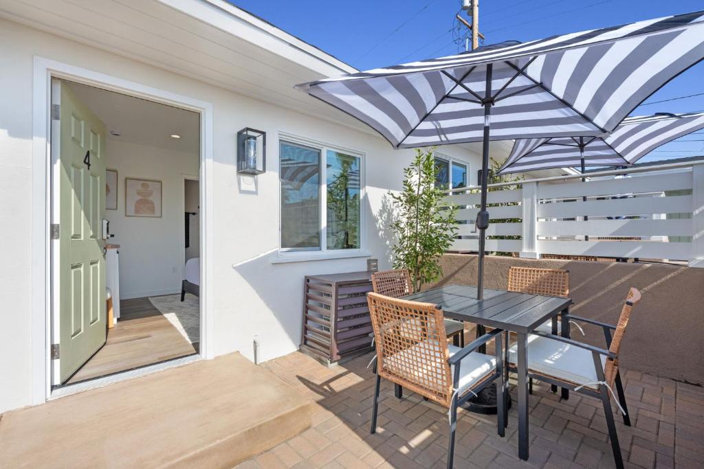South O Bungalow 4 - Deluxe Queen Studio + Patio, Oceanside (updated prices 2026)