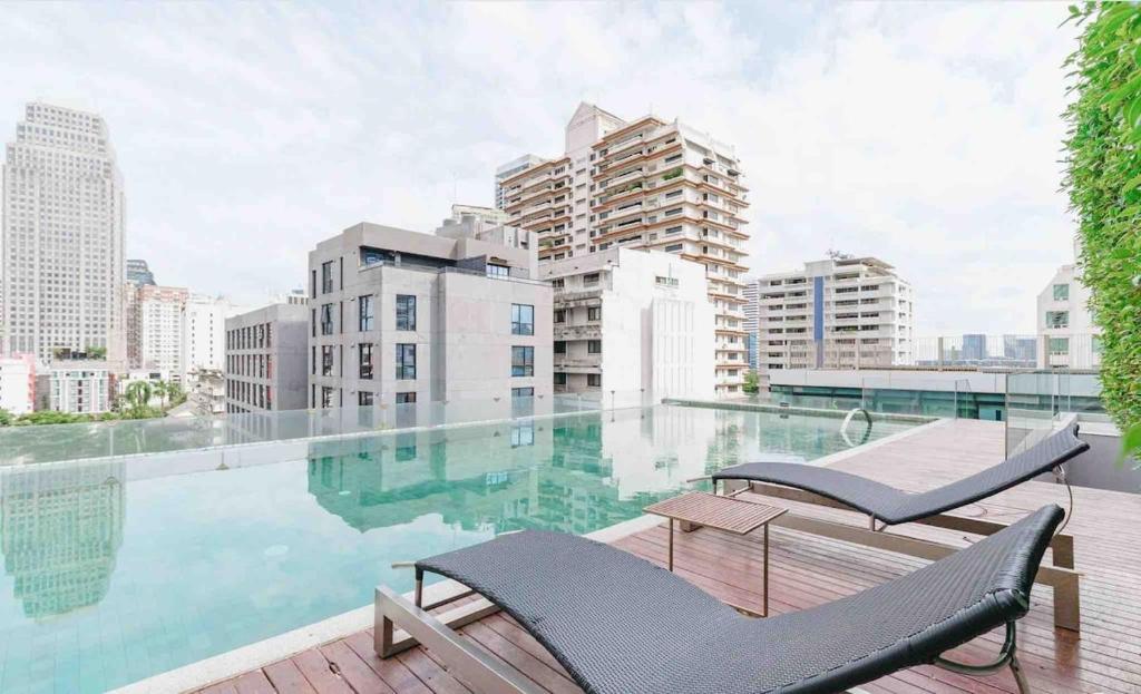 2 Bedrooms, Downtown BKK, BTSAsok, Sukhumvit, Bangkok (updated prices 2026)