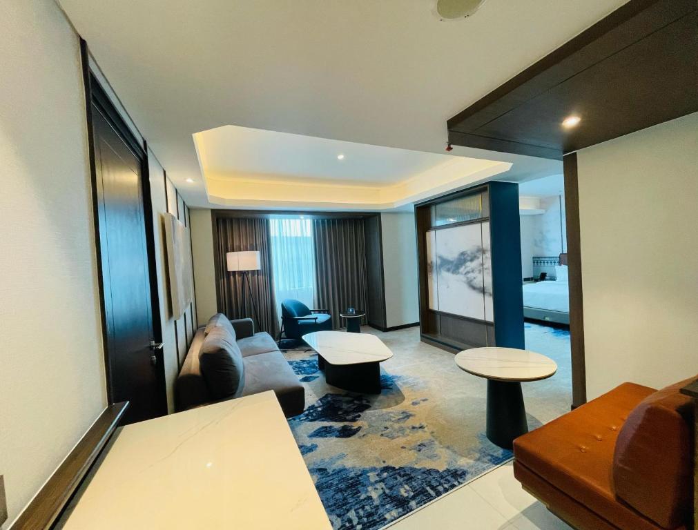 Grand Anara Airport Hotel, Tangerang (updated prices 2025)