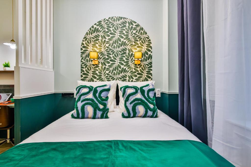 WS Opéra - Milan, Paris (updated prices 2025)