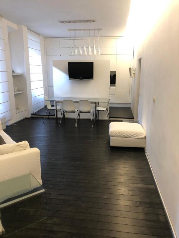 Vatican 3th Floor, Rome (updated prices 2025)