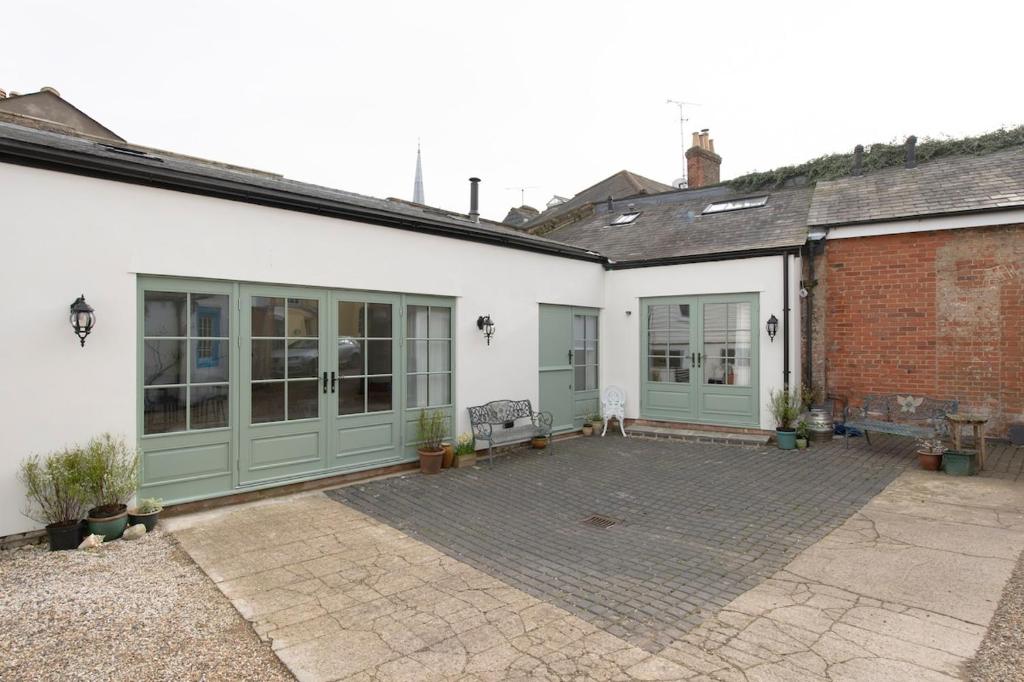 Historic Old Stables, Bishops Stortford (updated prices 2026)