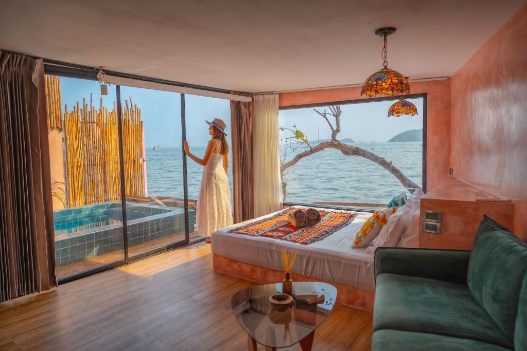 Moroccan Beachfront Pool Villa Koh Larn, Ko Sak (tarifs actualisés, 2025)