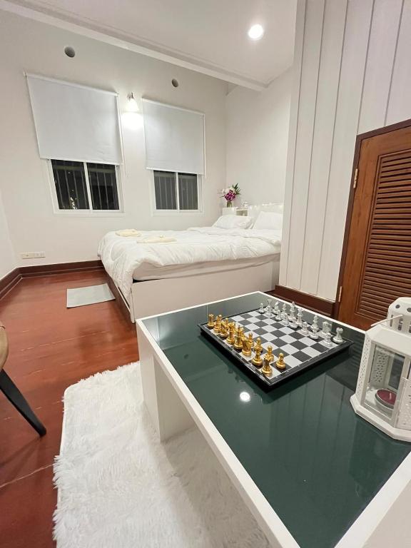 Chinatown house, Bangkok (updated prices 2025)