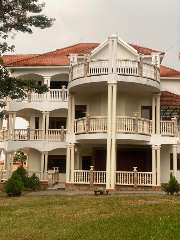 The Forest House - Kawuku-Bunga, Kampala (updated prices 2025)