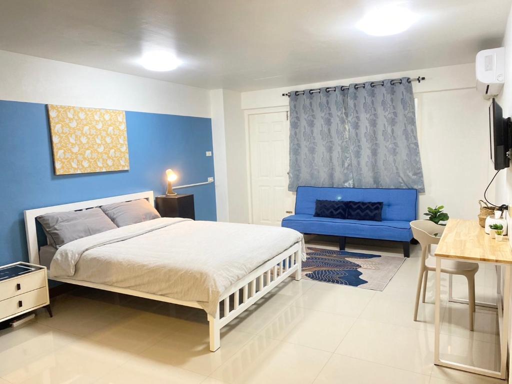 La Maison 230, Ban Khlong Samrong (updated prices 2026)