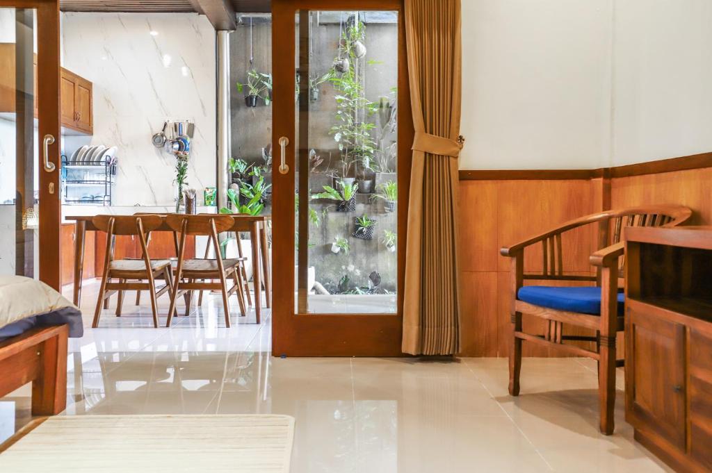 Greenfield Viewhouse - Spacious 1st Floor Lodging, Ubud (updated prices ...