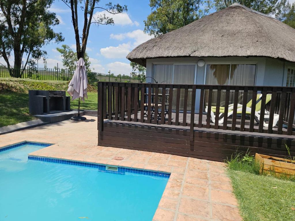 Shumba Valley Lodge, Lanseria (updated prices 2025)