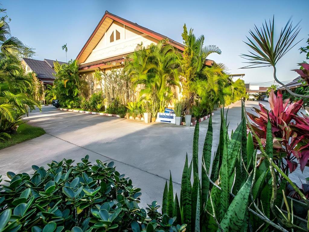 Baan Suan Rim Num Resort, Suratthani (updated prices 2026)