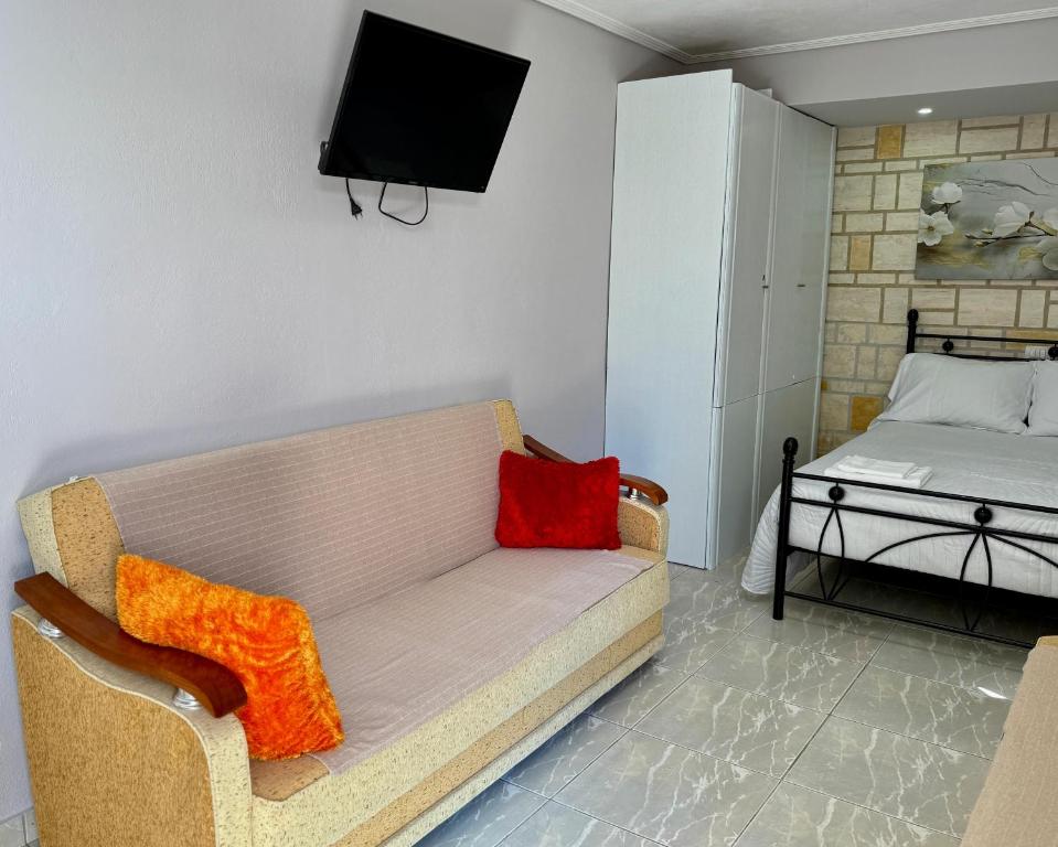 VILLA NEFELI, Piqeras (updated prices 2025)