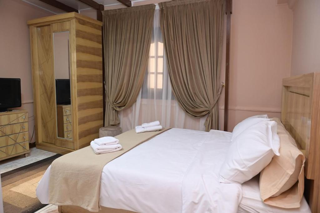 Belle Helen - Cozy Studio - Downtown Cairo, Cairo (updated prices 2025)