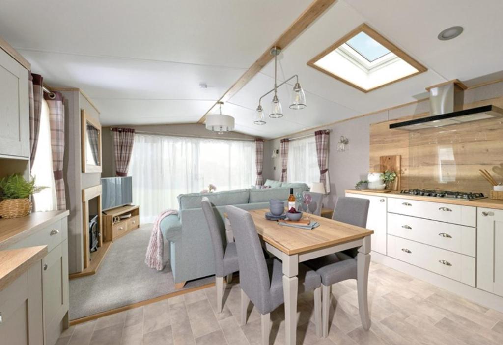 Unity Skirlington Coast Yorkshire, Skipsea (updated prices 2025)