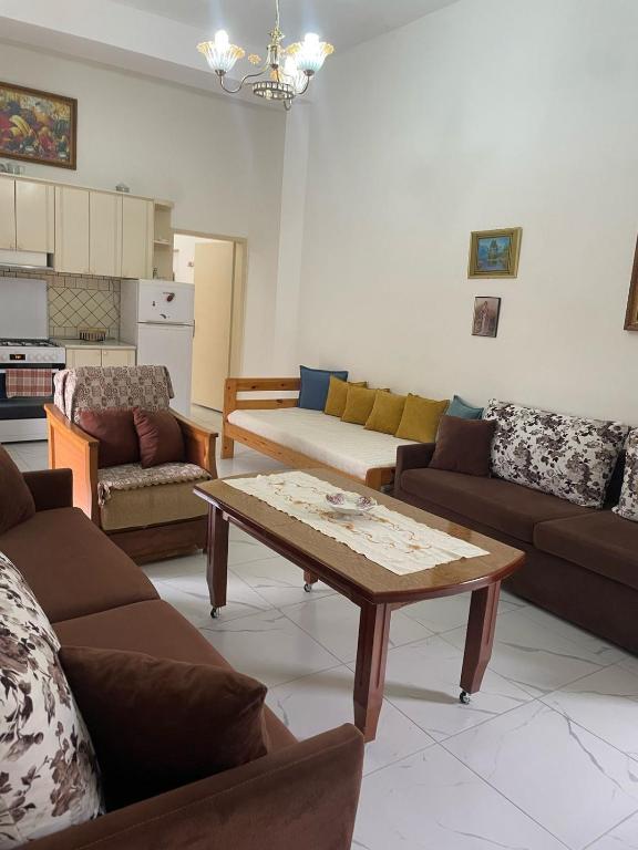 Mesi Bridge Villa, Boks (updated prices 2025)