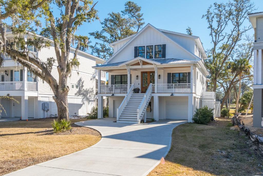 Newly Listed on Davis Love! Golf Course Views!, Fripp Island (updated ...