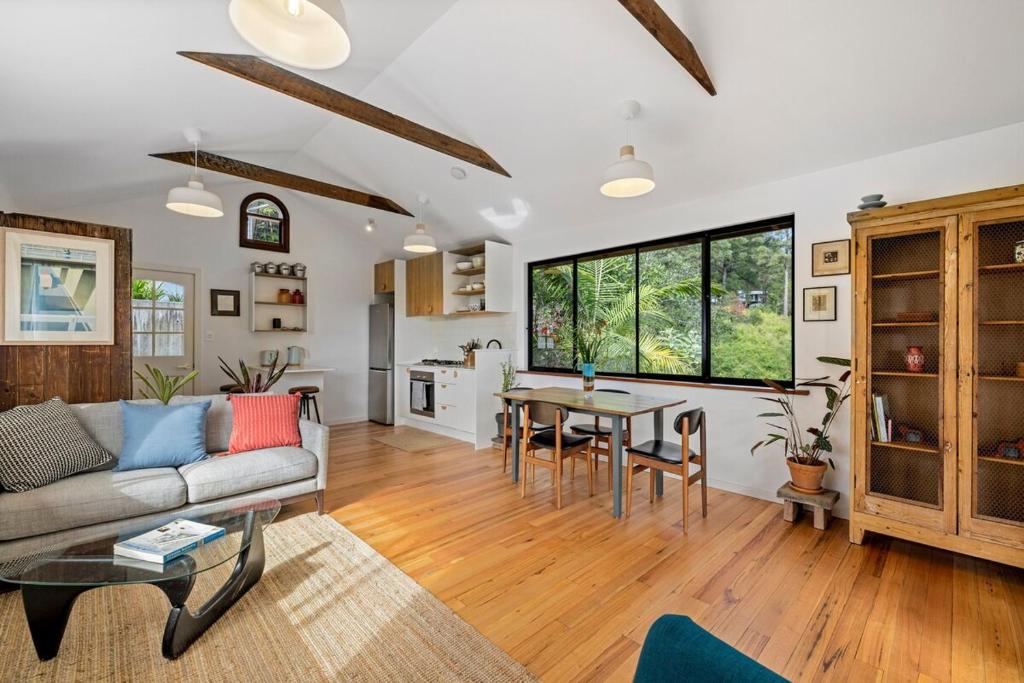 The cabin at the edge of town, Bellingen (updated prices 2026)