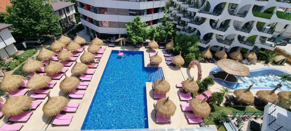 ZigZag Studio, Mamaia (updated prices 2026)