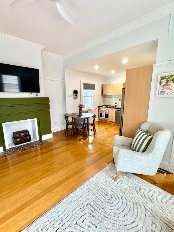 Braemar House, Bathurst (updated prices 2026)