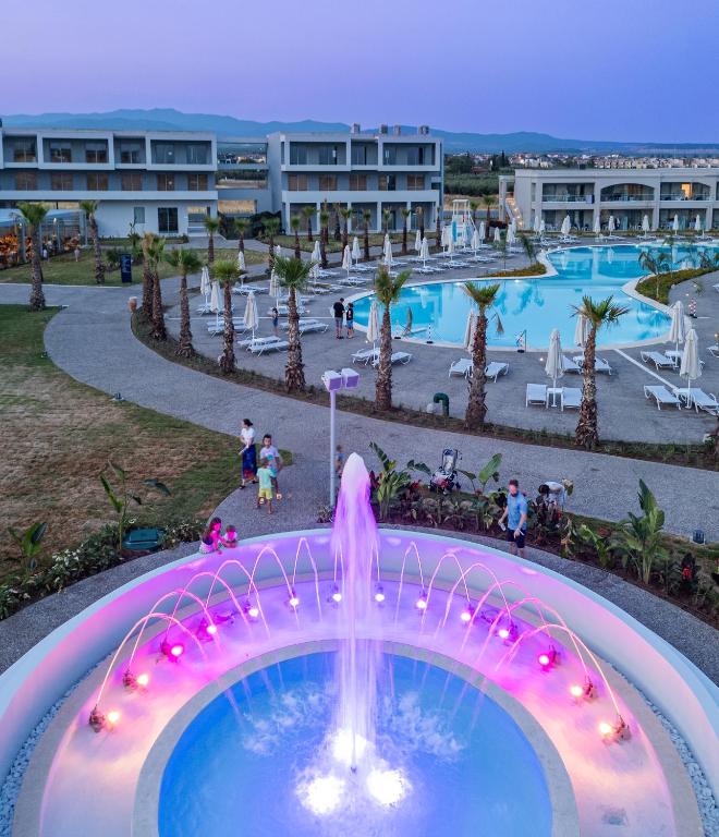 Blue Lagoon Queen, Kalives Poligirou (updated prices 2025)