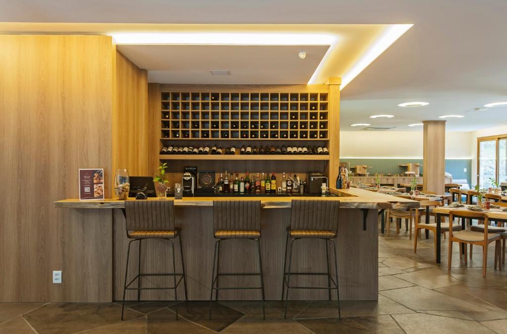 Poehma Lago Negro by Livá OFICIAL, Gramado (preços atualizados para 2025)