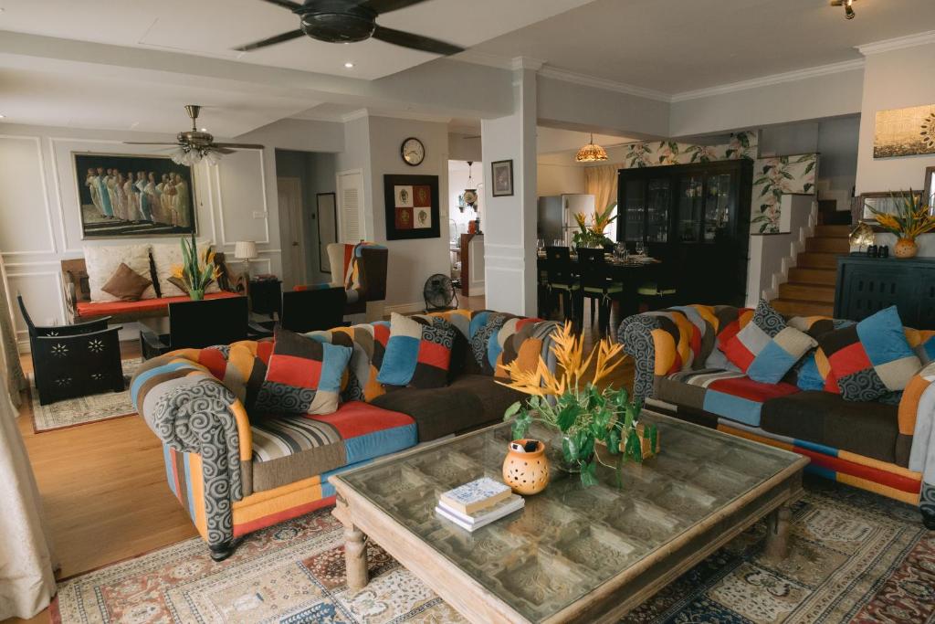 Petronella Luxury Penthouse marina court, Kota Kinabalu (updated prices ...