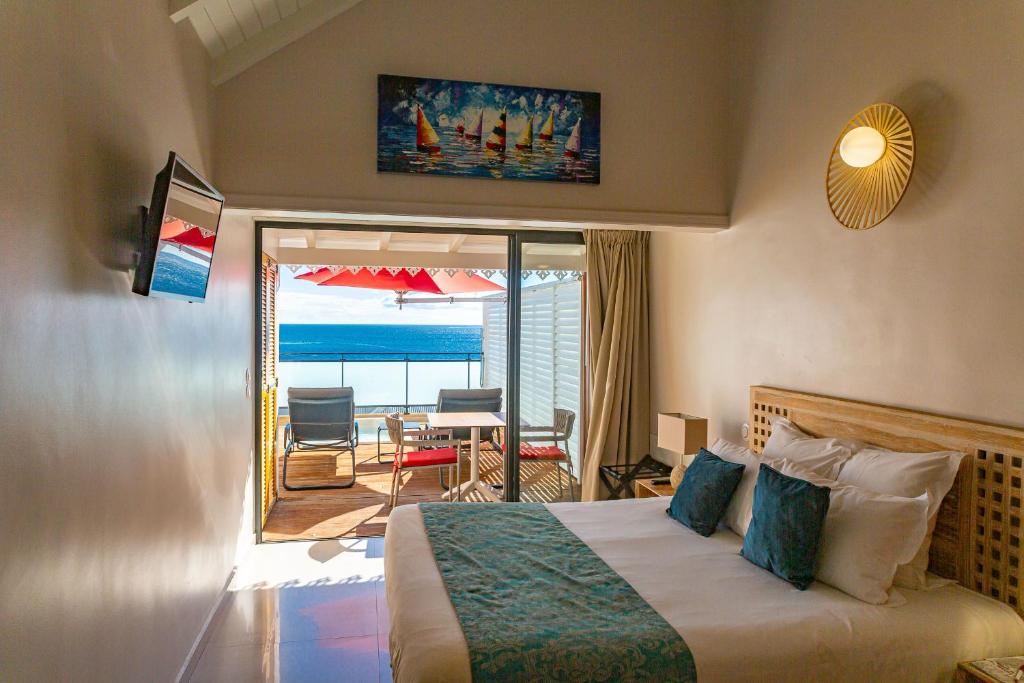 LES GALETS ROUGES LODGES & SPA, Bouillante (tarifs actualisés, 2025)