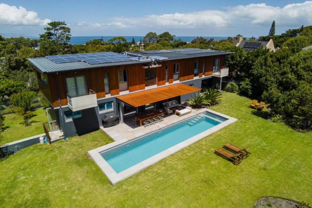 Treestone Villa large pool, Hermanus (updated prices 2025)