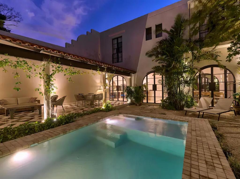 Casa 54 Montejo by LAHOS, Mérida (precios actualizados 2025)