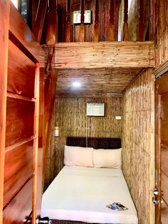 Small Deluxe Adjacent Room, Real (updated prices 2025)