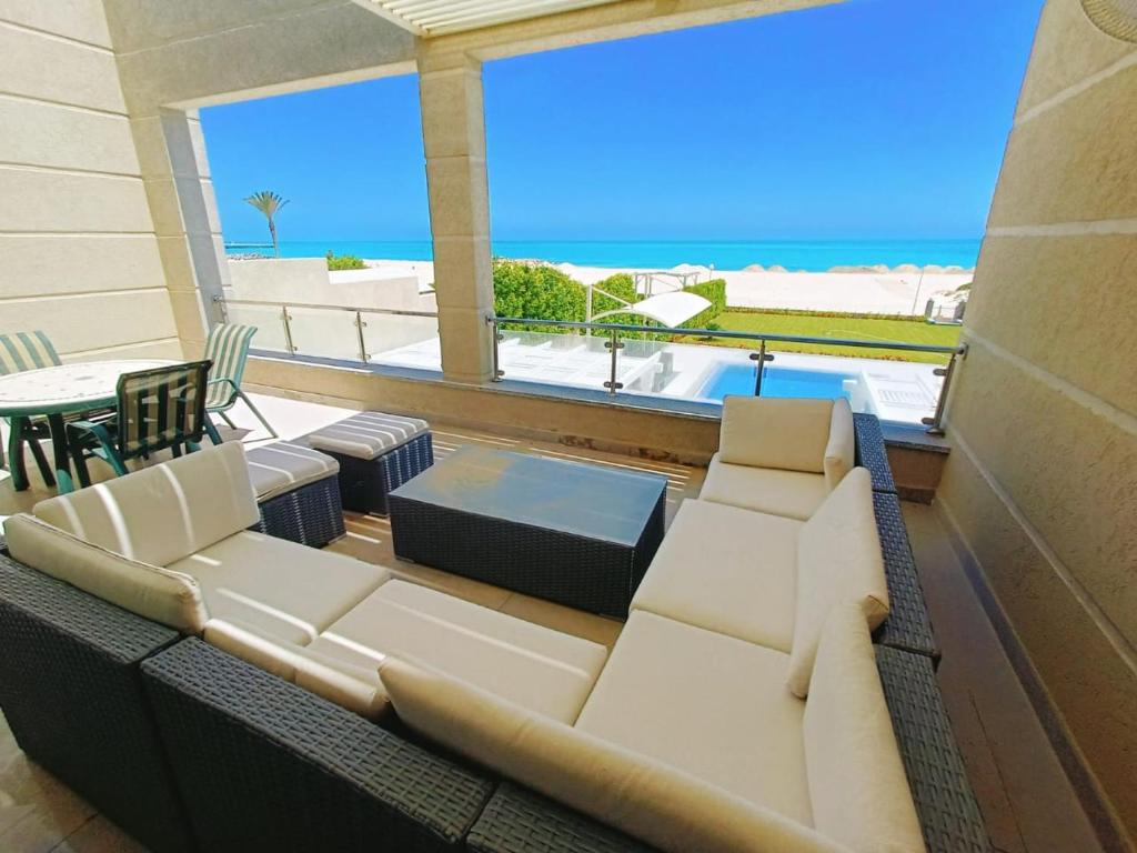 Vella marina 7 First Row on the Sea, El Alamein (updated prices 2025)