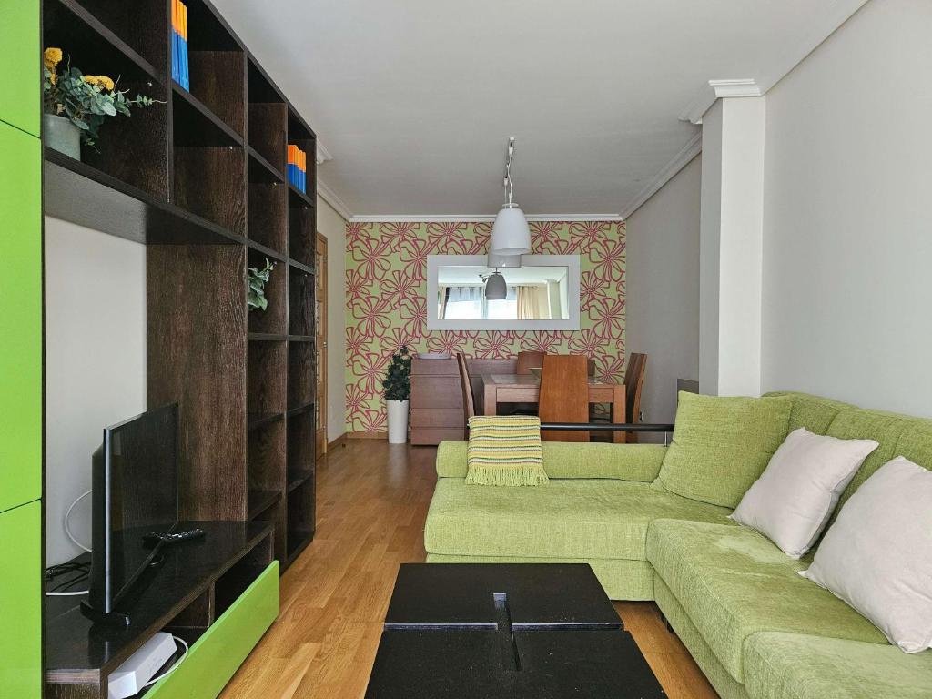 PISO EN EL CENTRO DE NIGRAN CERCA DE PLAYA AMERICA, Nigrán (updated ...