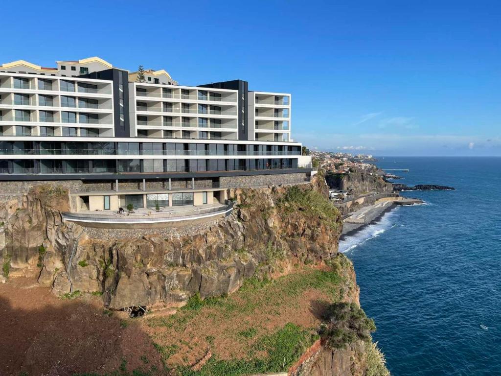 Oceanfront Elegance Madeira Retreat, Câmara de Lobos (precios ...