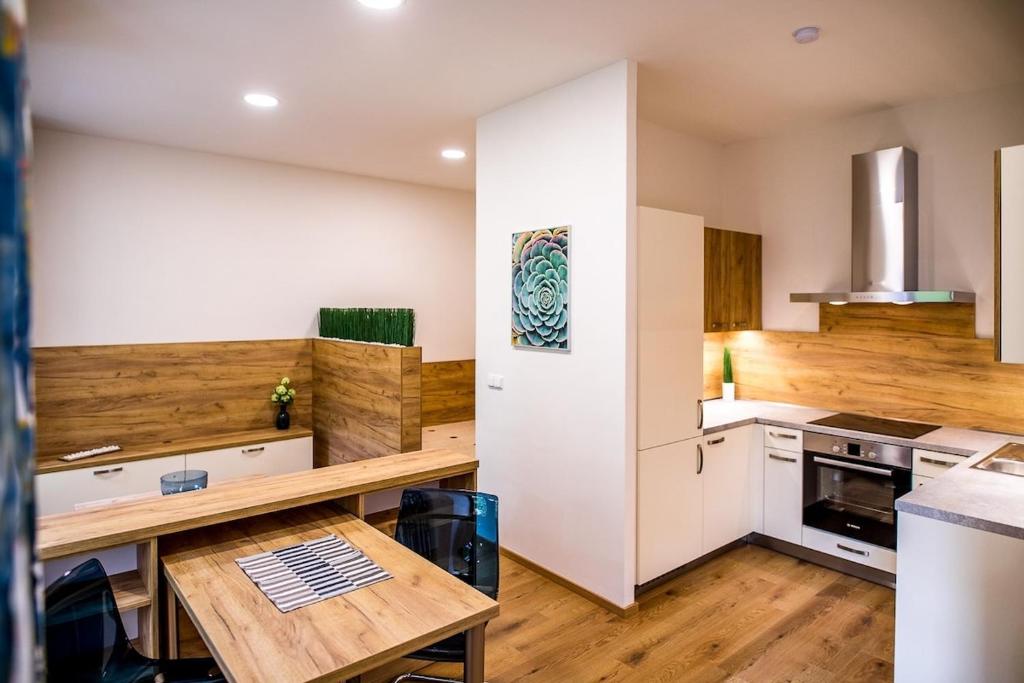 Nest Vibe Slovákova, Brno (updated prices 2026)