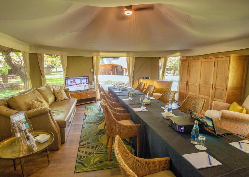 Finfoot Lake Reserve by Dream Resorts, Vaalkop Dam (updated prices 2025)