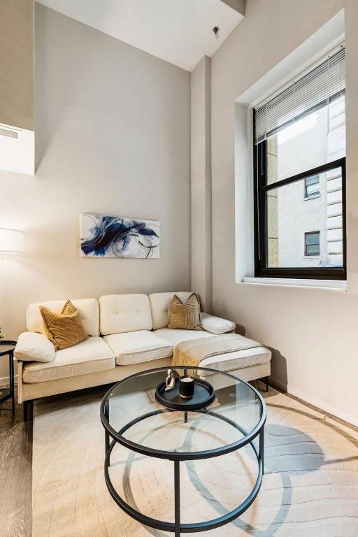 CBD OTR Pool Gym Free Parking Steps to Stadiums, Cincinnati (updated ...