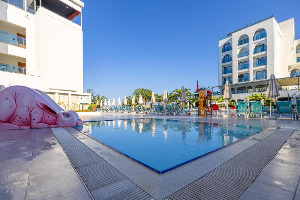 INFINITY BY YELKEN AQUAPARK&RESORTS KUŞADASI, Kuşadası (updated prices ...