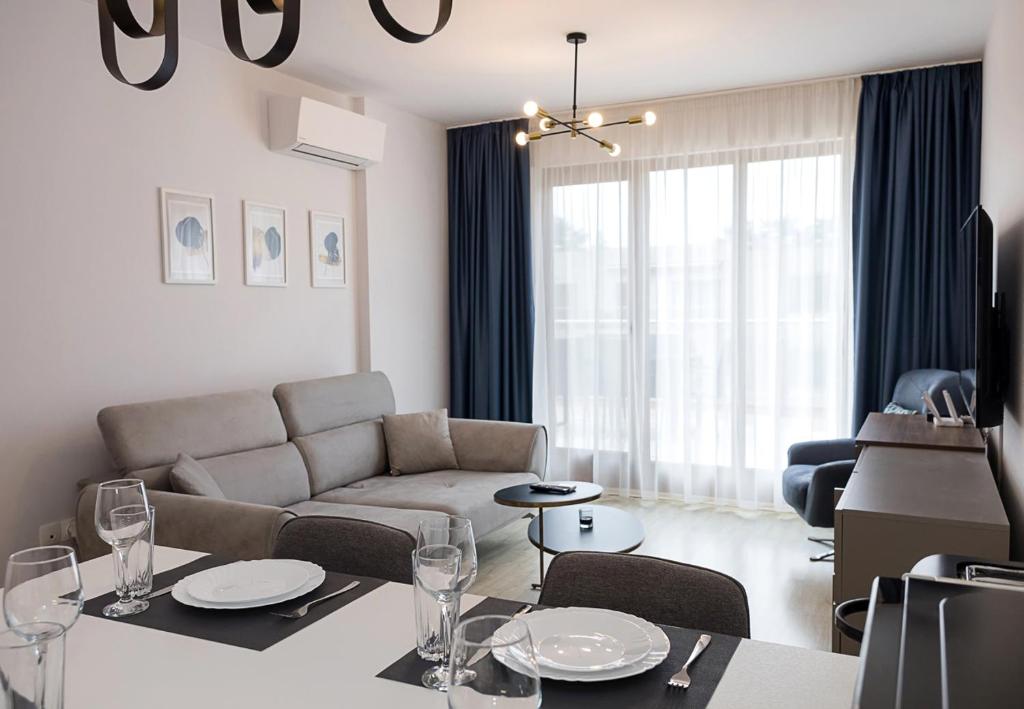 Moonlight Terrace - Panoramic Views, Luxe Comfort by Flat Mаnаger, St ...